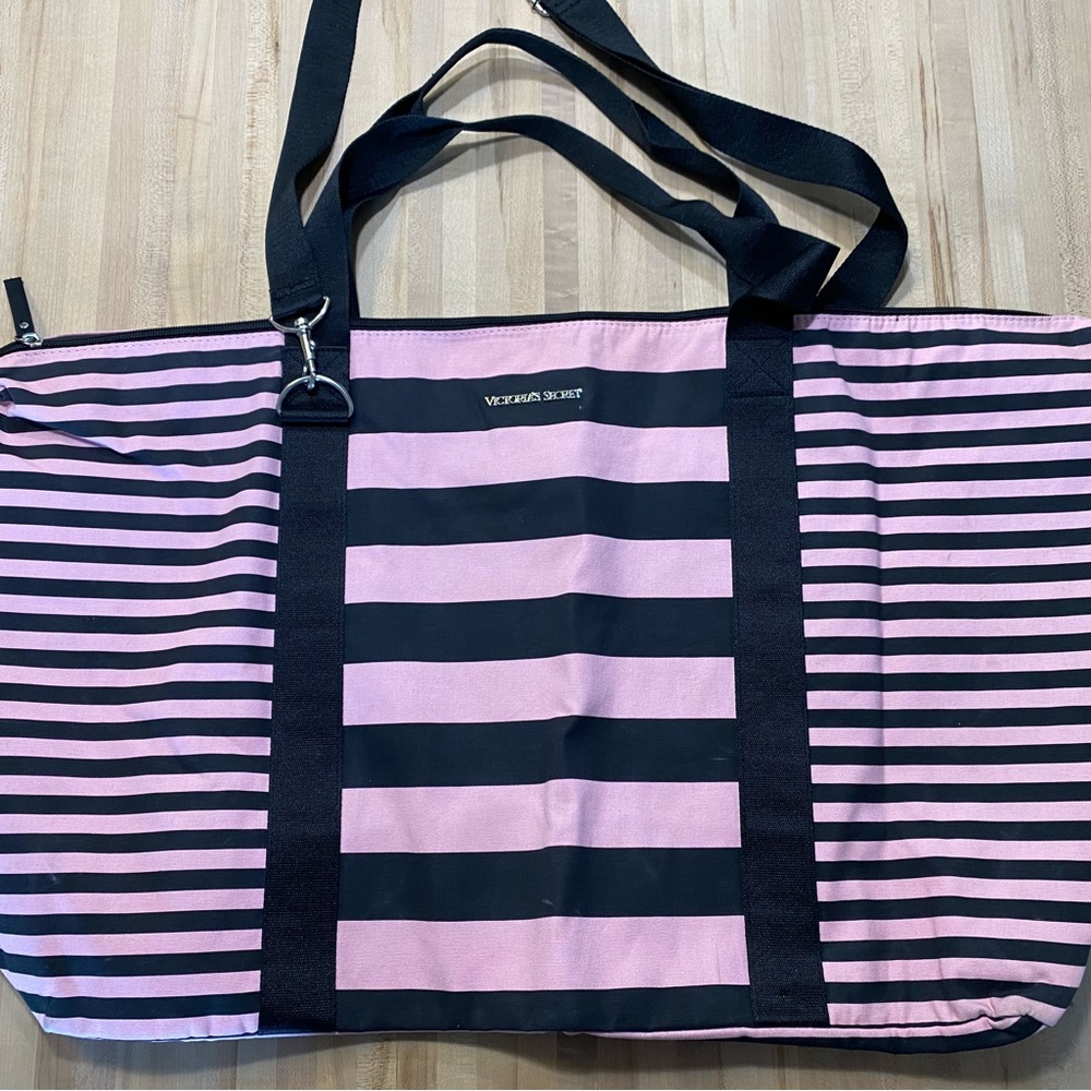 Victoria's Secret Overnight Bag Used Once - Gem